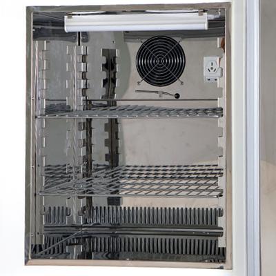 Cina Incubatrice refrigerata incubatrice di raffreddamento del laboratorio di controllo di programma di alta qualità 110V/220V in vendita