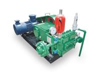 China Triplex Plunger Type Oil Transfer Pump 25 - 95m3/h 0 - 25Mpa With Simple Structure for sale