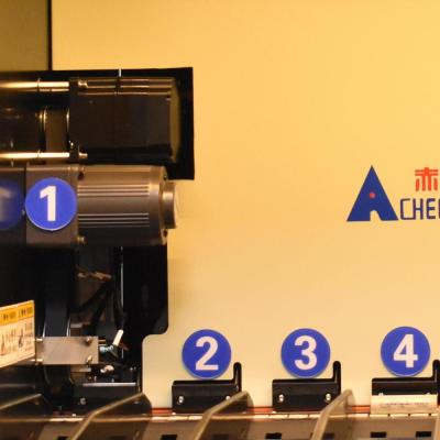 Cina Macchina per la classificazione delle celle della batteria a montaggio cilindrico di tipo universale in vendita