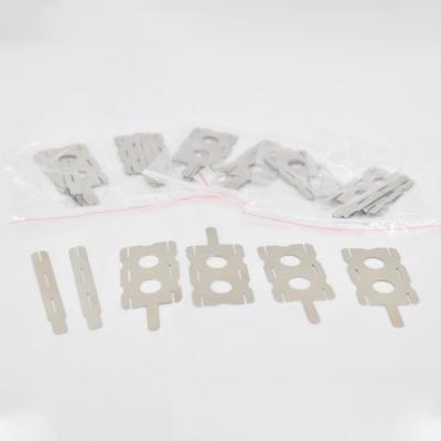 Cina Fabbrica personalizzata 18650/21700/26650/32700 Lastra di nichel di nichel puro strisce di saldatura per batterie cilindriche in vendita