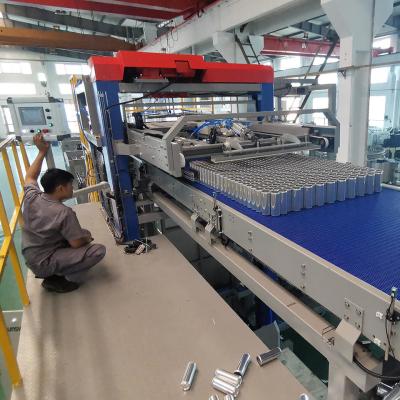 Cina Tin Can Depalletizer Machine vuoto ad alto livello 3100mm per la linea d'inscatolamento in vendita