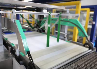 China Auto PE Film Heat Shrink Wrapper With Cardboard Trayer Wrapping Packing Machine for sale