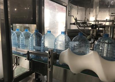 Cina Imballaggio minerale automatico del barilotto dell'acqua della bevanda della macchina di rifornimento dell'acqua da 5 galloni del CE in vendita