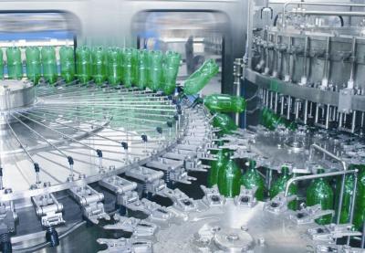 China High Accuracy Carbonated Filling Machine Gas Filling Line For Soft Drink for sale