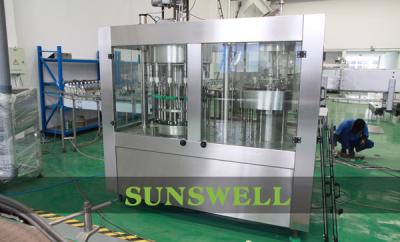 Chine Machines de remplissage automatiques de l'eau pour le liquide/bouteille d'ANIMAL FAMILIER à vendre