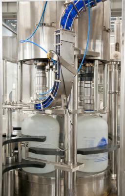 China 5 Gallon pure water 3-in-1 filling monoblock with rinsing, filling and capping machine for sale
