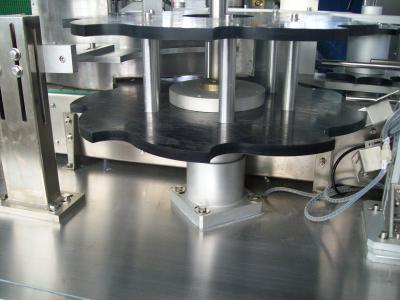 China 8 KW Automatic  Hot Melt Glue Wine Bottle, pet bottle Labeling Machine, Label machine for sale