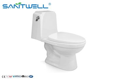 Cina Colore bianco di un pezzo SWC2821 del materiale ceramico delle toilette 720 * 380 * 730mm della trappola di P in vendita