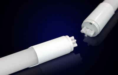 Cina L'alta metropolitana del lume 2200lm T8 LED accende 2700K - 3300K per i tubi fluorescenti dell'hotel t8 18w in vendita