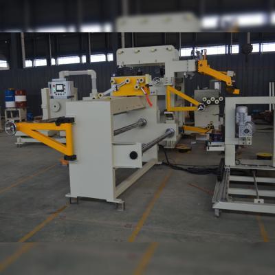 Cina Transverse Width 1400mm Automatic Coil Winding Machine Round Wire in vendita