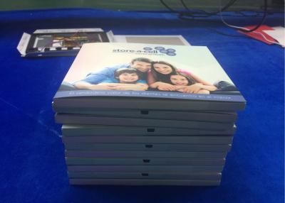 Cina Pubblicità e promozione Utilizzare una brochure video a schermo LCD da 5 pollici con formato A5 in argento per il marketing sanitario in vendita