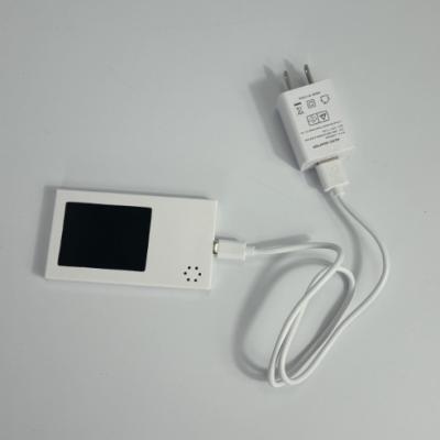 China 2.4inch Mini Video Display for Retail Point-of-Sale Promotions Compact Card Style Screen with Universal Power Adaptor In-Store Marketing for sale