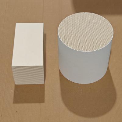 China 95% High Filtration and Noble Metal Coating CDPF for Black Smoke Control for sale
