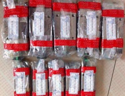 China THK Linear Guide Rail SHS15C SHS20C SHS25C SHS30C SHS35C SHS45C SHS55C SHS65C for sale