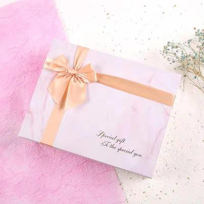 China Pink Paper Box Wholesale Garment Shoes Shipping Packaging Cardboard Box With Bag for sale