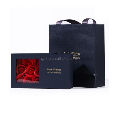 Cina I contenitori d'imballaggio stampati su ordinazione di cioccolato di San Valentino del cartone il contenitore di regalo del fiore delle scatole da pasticceria in vendita