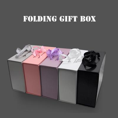 China Cardboard Customized Gift BoxesLarge Square Flat Pack Folding Magnetic Boxes for sale