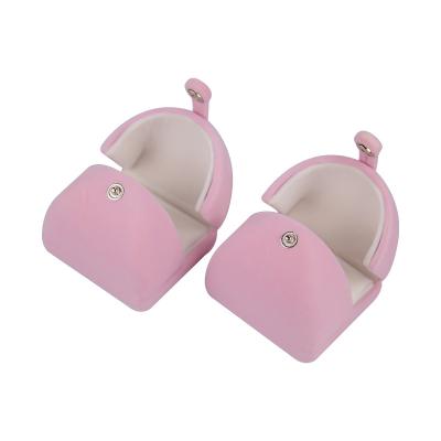 China Durable Velvet Ring Jewelry Gift Boxes Bulk Custom Size Accepted for sale