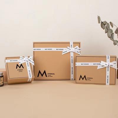 China Simple Empty Corrugated Cardboard Gift Packaging Box With Ribbon for sale