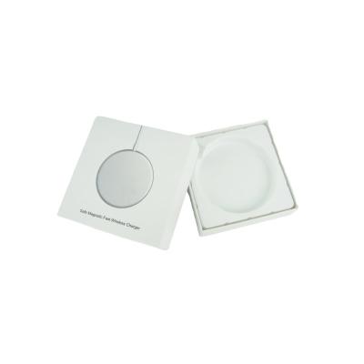 China Embalaje de caja de cartón para cargadores personalizados con inserción de plástico y logotipo en UV for sale