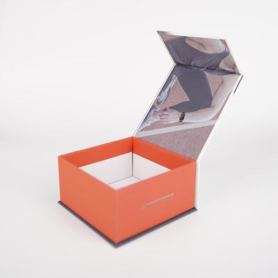Cina Scatole di cartone per orologi e braccialetti in vendita