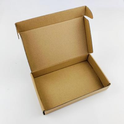 China Custom E-Commerce Premium Brand Packing Craft Paper Mailer Packaging Box For Clothes Dresses for sale