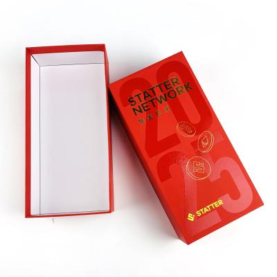 China Customized Gift Hamper Box Waterproof Uv Gold Foil Paper Packaging Cardboard Gift Boxes for Advent Calendar Box for sale