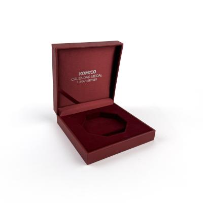 China Personalized Luxury Jewelry Storage Box Leather Jewelry Gift Box with Gold Foil logo for Women Necklace Bracelet Earrings for sale