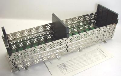 Cina TC-FXX172 Honeywell Experion 17 Scalatura Rack Chassis per parti DCS Nuovo di zecca in vendita