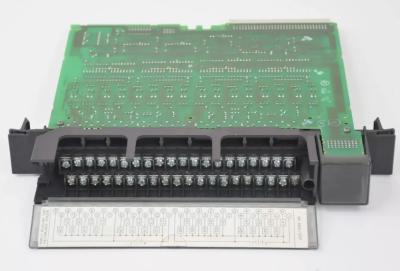 중국 IC697MDL753 GE 디스크리트 출력 모듈 5/48 볼트 DC 0.5 Amp 부정 논리 32-포인트 출력 모듈 판매용