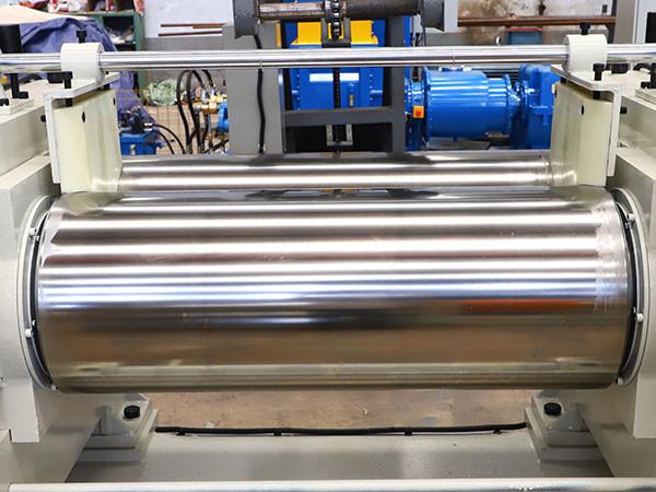 Quality ⌀160-810 Roll Diameter Rubber Mixing Machine with 1 1.35 Rotor Rotating Speed for sale