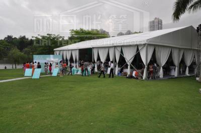 China Fire Resistant Luxury Wedding Tent With Glass Wall System For Outdoor Wedding Event for sale