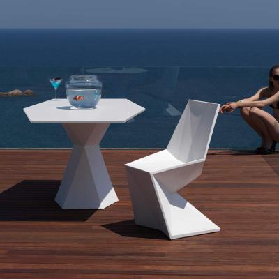 Cina Vetroresina moderna Diamond Shaped Chair Table 80*80*60cm per l'ufficio che pranza giardino ISO9001 in vendita