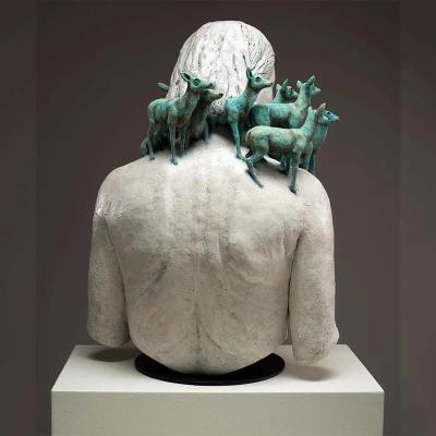 Cina Figura umana astratta mano di FRP della scultura che scolpisce le statue realistiche del giardino della resina in vendita
