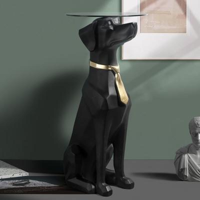 Cina La decorazione domestica nordica di lusso scolpisce l'OEM a grandezza naturale del tavolino da salotto delle statue del cane della resina con il vassoio in vendita