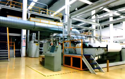 Cina Produttore non tessuto completamente automatico 10-200GSM della Cina della macchina del tessuto degli ss Spunbond in vendita