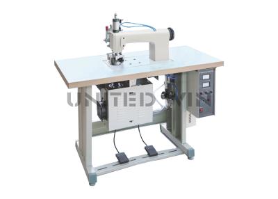 Cina Macchina per cucire non tessuta medica dell'abito con 0-80 PCS/Min ultrasonico in vendita