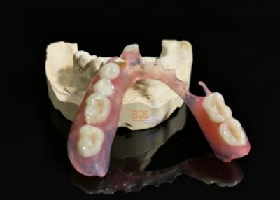China Lightweight Durable Flexible Removable Partial Denture Comfortable Dental Prosthesis Ideal for Long Term and Easy Maintenance for sale
