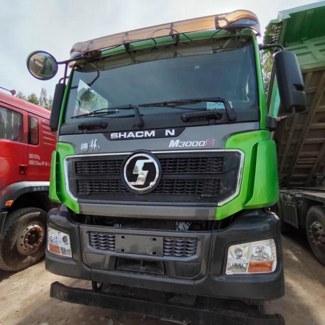 Customized Hydraulic Steering Shacman Dump Truck with New Tyres