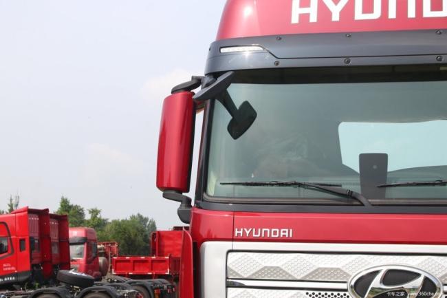 Modern New Generation Chuanghu Heavy-Duty Truck