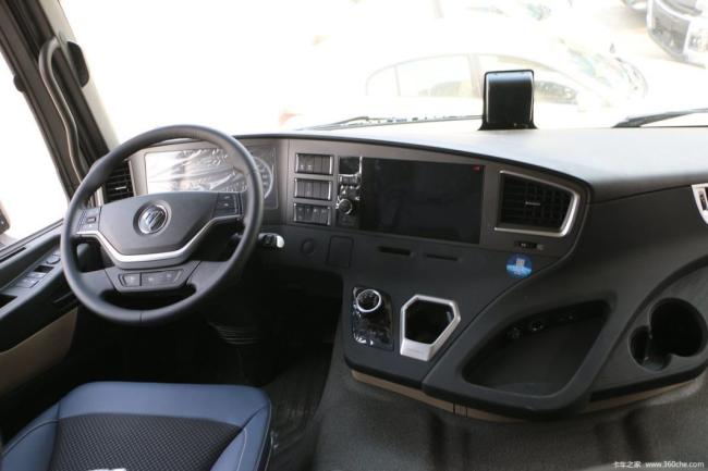 Heavy Duty 400HP Towing Truck with Air Suspension Seat