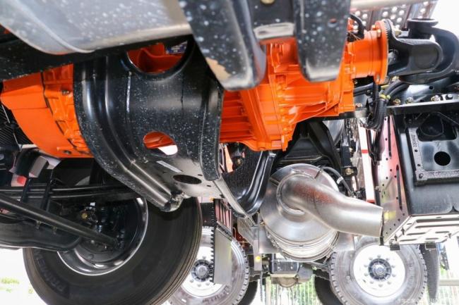 Heavy Duty 400HP Towing Truck with Air Suspension Seat