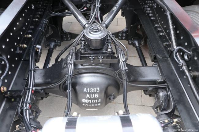 Heavy Duty 400HP Towing Truck with Air Suspension Seat