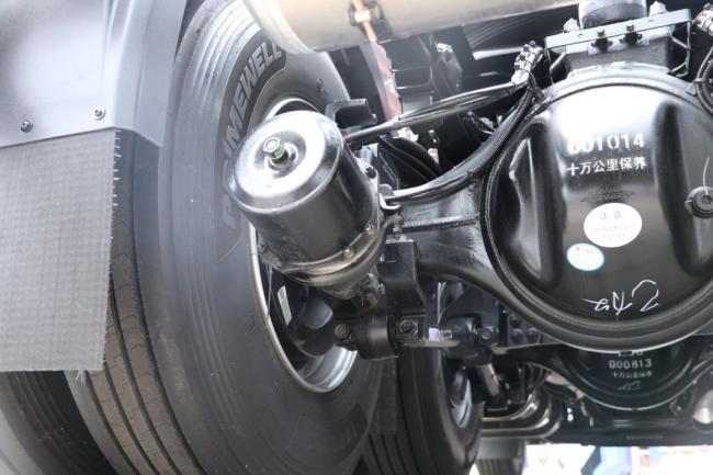 Heavy Duty 400HP Towing Truck with Air Suspension Seat
