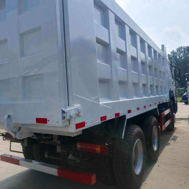 China National Heavy Duty Truck HOWO Euro3 Diesel 371HP6 * 4 Large Heavy-Duty Dump Truck with 10 Wheels and 30 Tons of Scraper or Rhd Manual Dump Truck Transpor