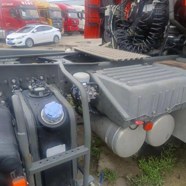 High Quality Shandeka Tractor/Used 6X4 Tractor Freight Tractor