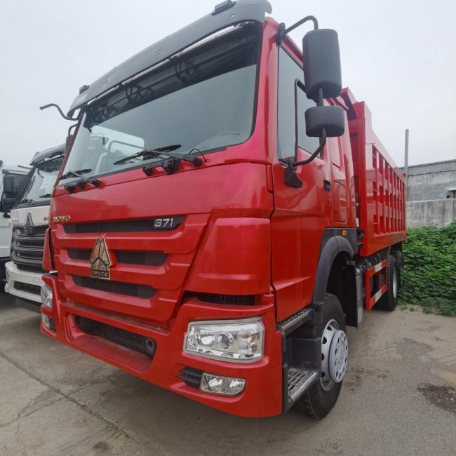 Mining Equipment Truck Sinotruck Hovo 6X4 LHD with Hydraulic Steering System