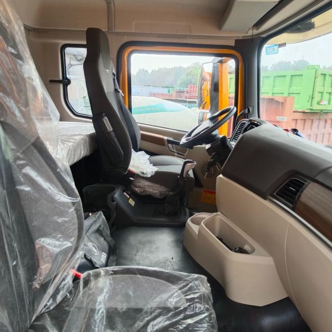 China Shaanxi Automobile Delong X5000 Dump Truck 470HP8X4/12 Tire Euro 6 Heavy-Duty Engineering Transport Truck Tractor