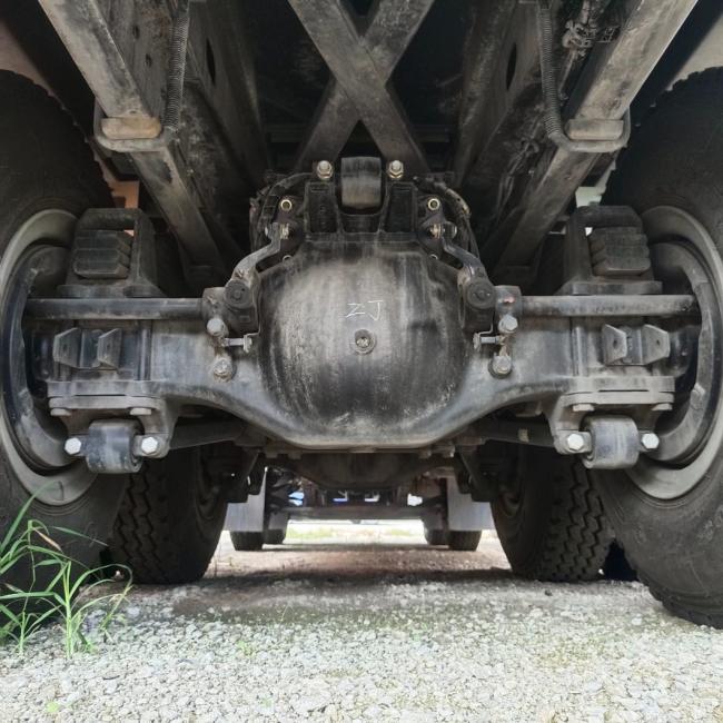New Tyre Delong Dump Truck 470HP with Power Assistance Steering