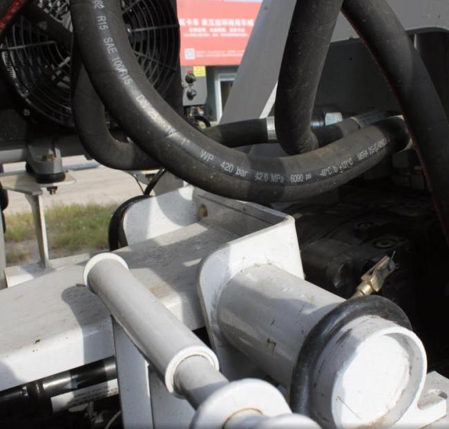 Heavy Sinotruk Duty Used Truck HOWO 380 HP 8&times; 4 Concrete Mixer